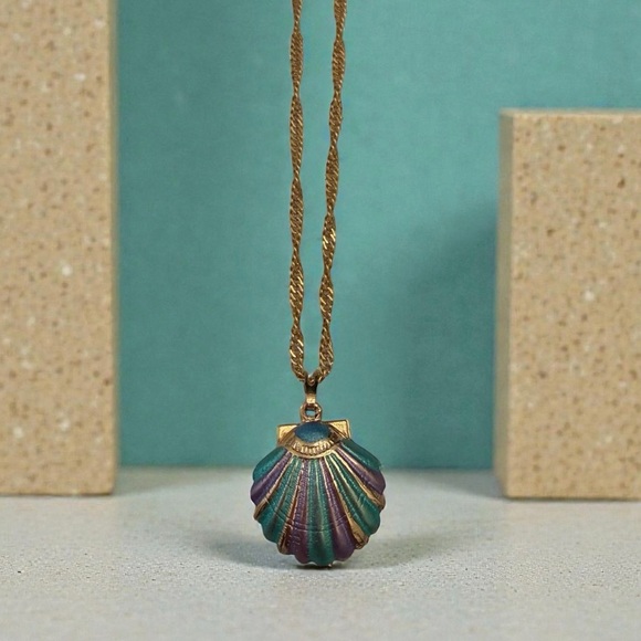 Source Unknown | Jewelry | Vintage Stamped 8kgp Chain Petite Blue ...